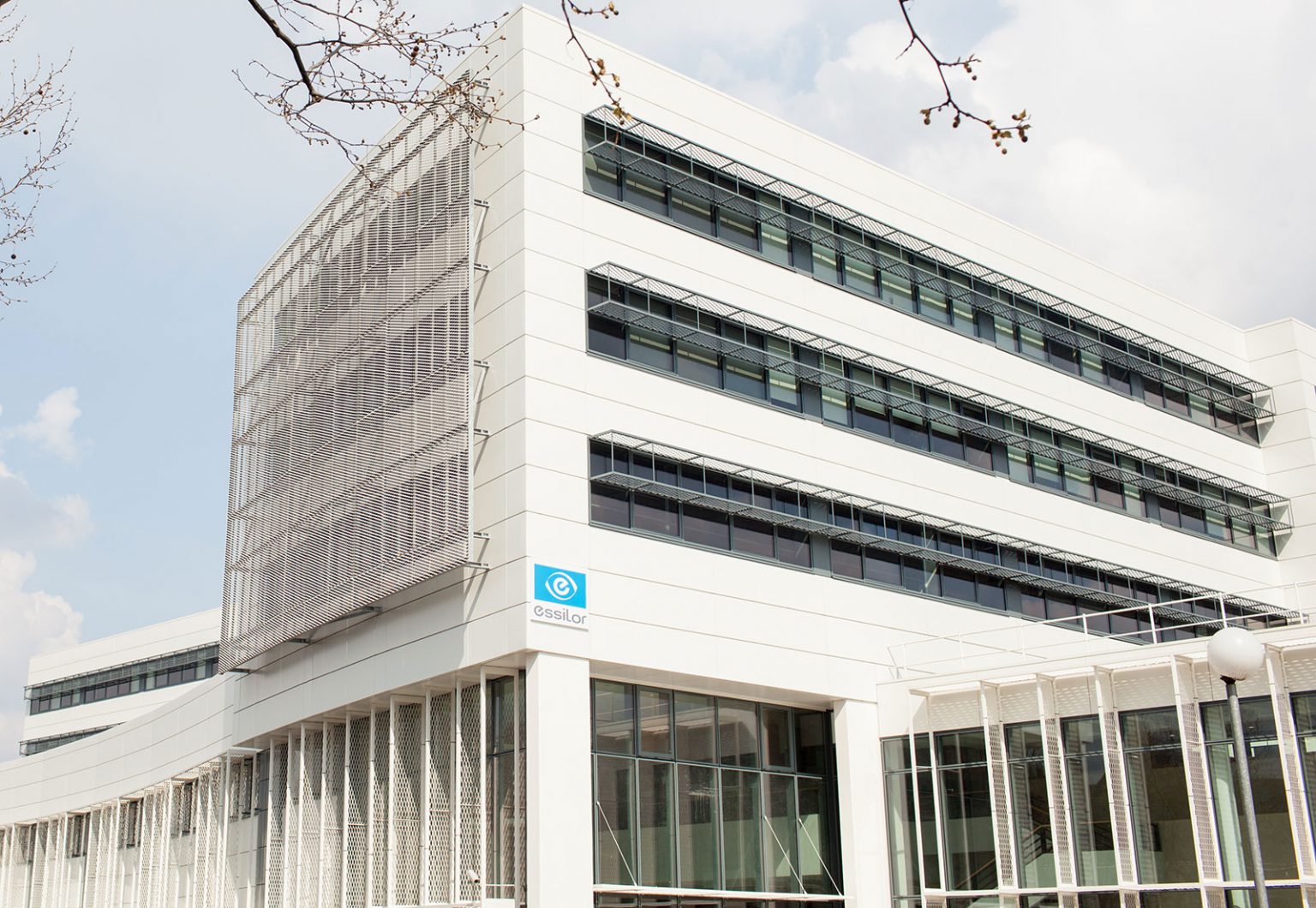 Empresa - Essilor Instruments