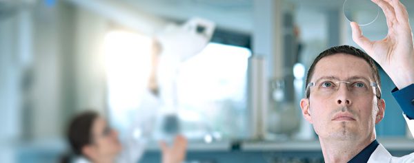 Essilor - Essilor Instruments